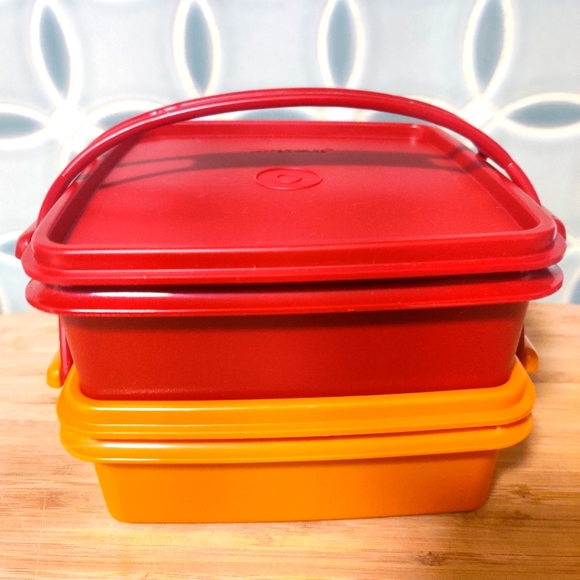 Tupperware | Kitchen | Tupperware Set Sandwich Containers With Carry ...